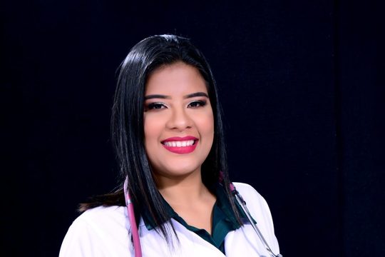 Roberta Cohen – Enfermeira | B & L Foto e Vídeo